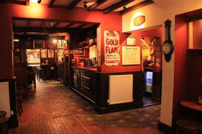 Visit the Angel Inn, Lichfield - A Taphouse by Joule's Brewery